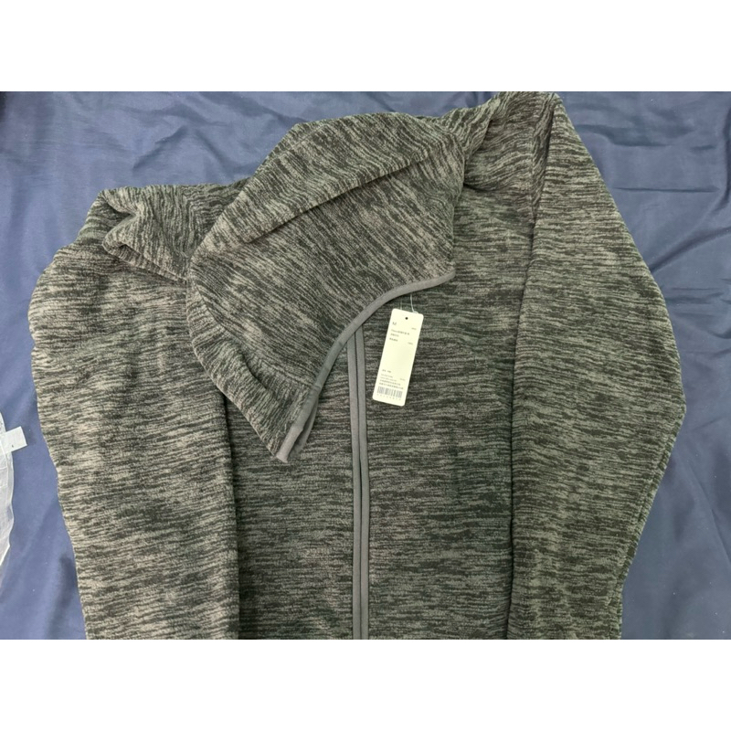 Lativ Fleece男連帽外套 絕版色 全新未穿 | 蝦皮購物