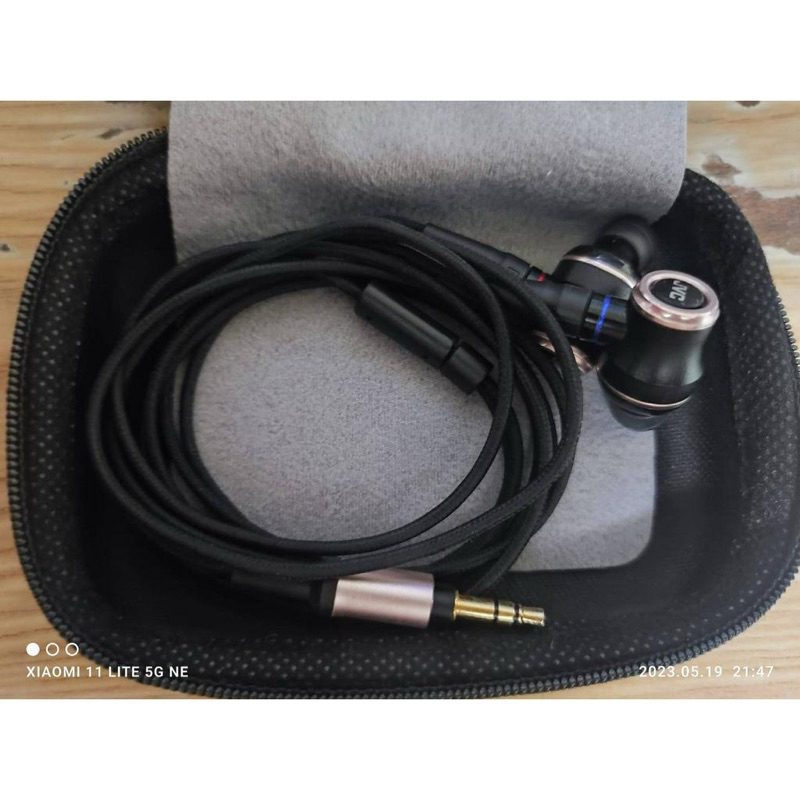 (二手)JVC HA-FW01 Wood系列入耳式耳機 高階耳機 輕量化耳機 木質振膜耳機 可拆卸耳機線 有線耳機 | 蝦皮購物