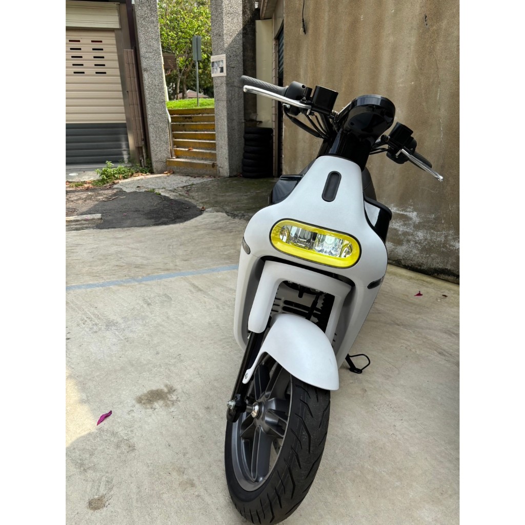 GOGORO-全新Gogoro 3 Plus-白-竹北歡迎約看車已領牌含過戶 | 蝦皮購物
