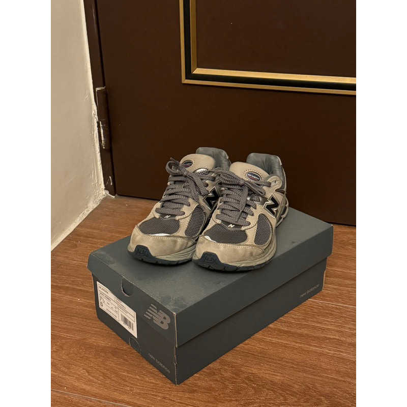 New balance NB 2002RA 二手原盒 代購購入 誠可議 紐巴倫 | 蝦皮購物