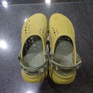 CROCS 卡駱馳 ( 中性鞋 ) ECHO波波克駱格 207937-3UA 蘆薈綠 | 蝦皮購物