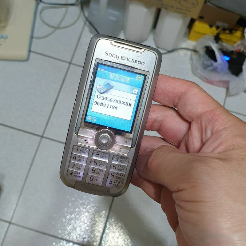 出清經典收藏 Sony Ericsson K700i k700 銀色 30萬 外觀如圖 約7成新 | 蝦皮購物