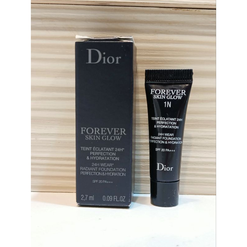 DIOR 迪奧 超完美持久柔光粉底液 (1N) 2.7ml / 超完美持久柔霧粉底液0.7ml/ 超完美持久飾底乳 | 蝦皮購物