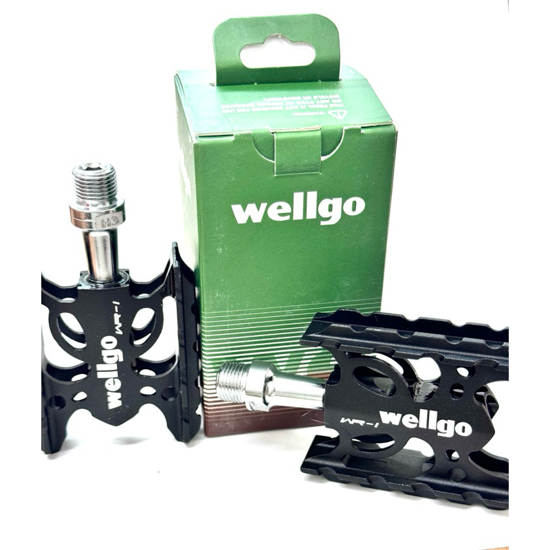 《67-7生活單車》WELLGO WR-1黑色/鈦色 培林踏板 超輕量 鋁合金 自行車踏板 公路車踏板 腳踏板 | 蝦皮購物