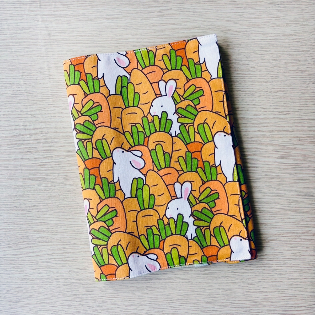 【一期一會】蘿蔔兔兔 手作可調式書衣 A5 25K B6 32K A6 50K 手帳 手札 書衣 書套 布書衣 媽媽手冊 | 蝦皮購物