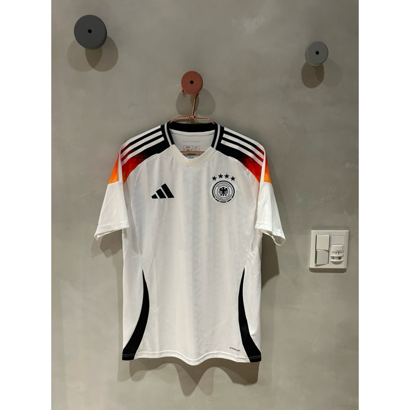（正版）ADIDAS 德國隊 2024 主場球衣 IP8139 修身款 L號 歐洲國家盃 | 蝦皮購物