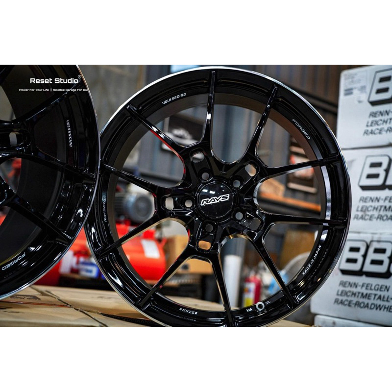 GOLF 8R GTI 使用日本RAYS G025 BK 19” 特注亮黑鍛造鋁圈好帥 | 蝦皮購物