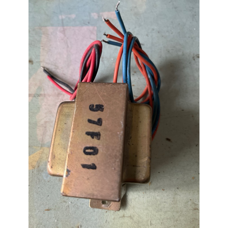 繞線式 工程用電源變壓器，輸入AC110V，兩組輸出AC8V跟AC16V | 蝦皮購物