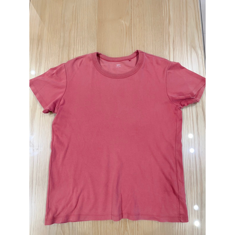 Lativ女生厚磅上衣（L) | 蝦皮購物