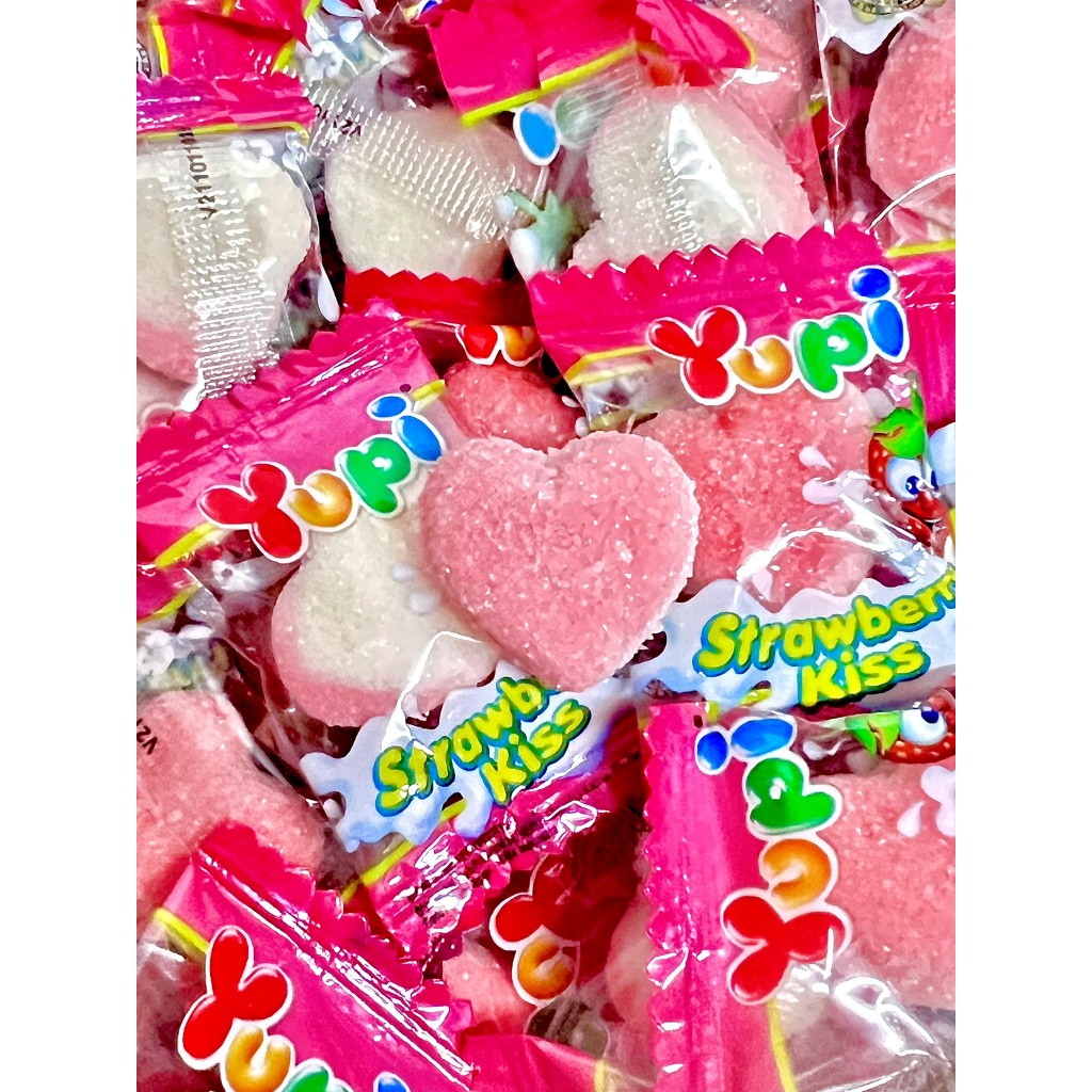 【呦皮 Yupi】草莓QQ軟糖 水果圈軟糖 水果軟糖 水果造型軟糖 獎勵糖果 緍禮糖果 婚禮小物 彩虹水果糖 | 蝦皮購物