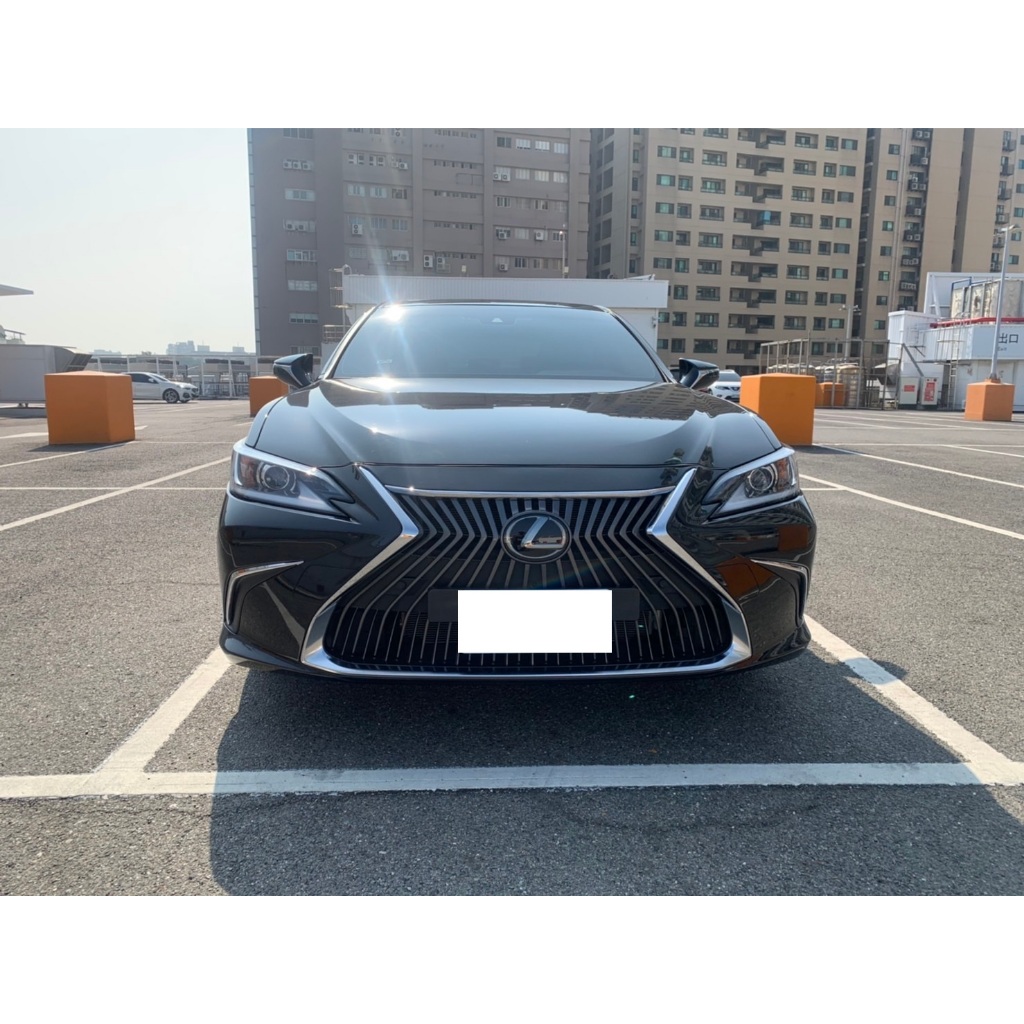 2018 LEXUS ES200 豪華版 | 蝦皮購物