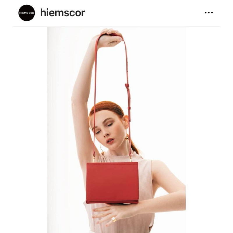 近全新 韓國 Hiems cor 真皮 牛皮 三角包 包包 側背包 | 蝦皮購物