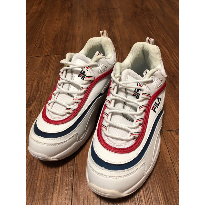 FILA老爹鞋正版鞋子（尺寸24cm) | 蝦皮購物