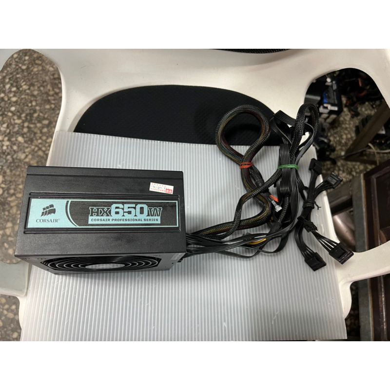 電腦雜貨店～海盜船 HX650W 型號：CMPSU-650HX半模組電源供應器 二手良品$650 | 蝦皮購物