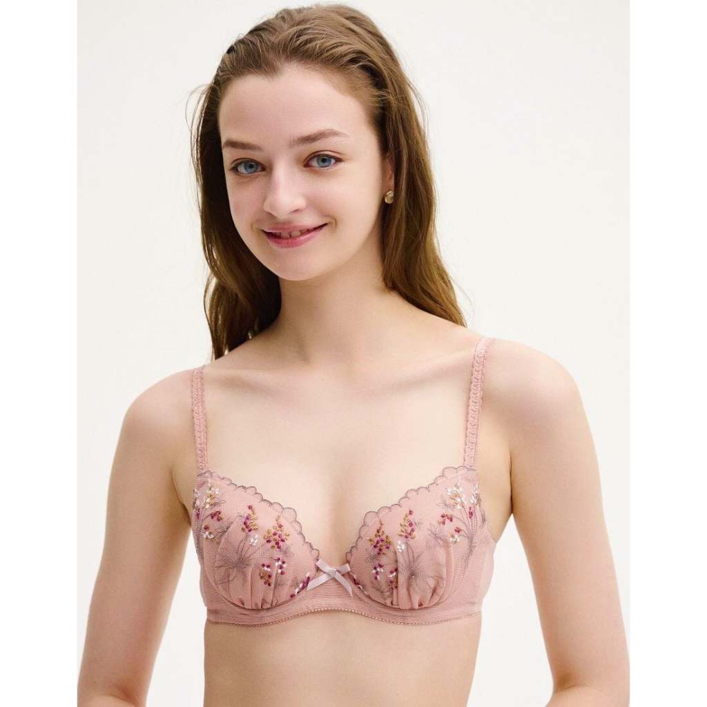 預購．新色【日本進口】日本華歌爾AMPHI花束刺繡蕾絲成套內衣B~E罩杯/M、L號內褲 | 蝦皮購物