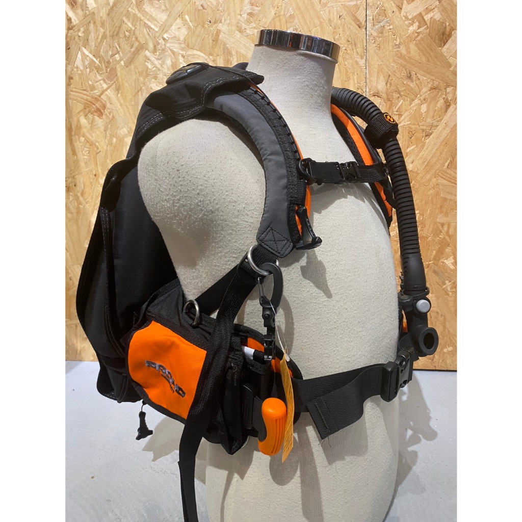 AQUA LUNG PRO HD COMPACT 背囊式 SIZE XS XXS/XS 2年保固 Zuma 新款 全新 | 蝦皮購物