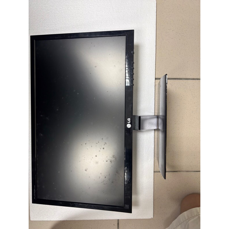 請看商品描述 LG FLATRON E2260 22吋 LED 螢幕 | 蝦皮購物