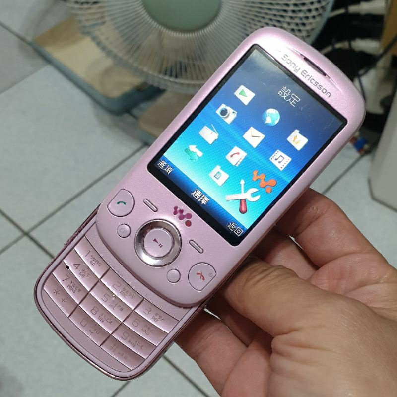 出清經典收藏 Sony Ericsson W20 Zylo 粉色 320萬相機 Walkman 滑蓋手機 外觀9成新 | 蝦皮購物
