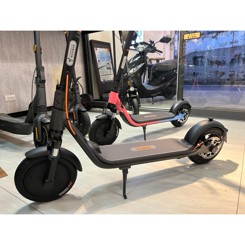 電動滑板車 Segway Ninebot F30 plus 9號滑板車 全新現貨 平行輸入 實體店面保固 送銀幕防水蓋 | 蝦皮購物