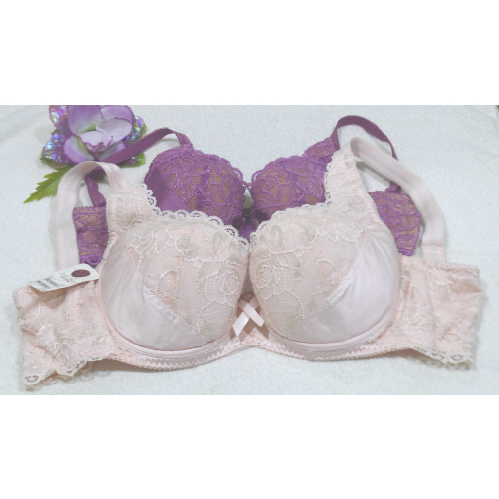 曼黛瑪璉【R62010】捧胸bra─擁抱款 蕾絲繡花內衣~70A,70B,75A,75B,80A,85F~紫紅,淡粉 | 蝦皮購物