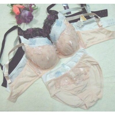 奧黛莉】双面弧蝶【4287】70C,70D,75B,75C,75D,80B,80C,80D,85B,85C~白,橘,黑 | 蝦皮購物