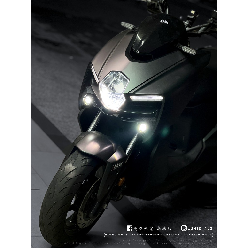 【高雄亮點】AJ MMBCU 曼巴霧燈空力套件 金白雙色 空力套件 霧燈 MMB 白白 白黃 AJMB 霧燈 曼巴霧燈 | 蝦皮購物