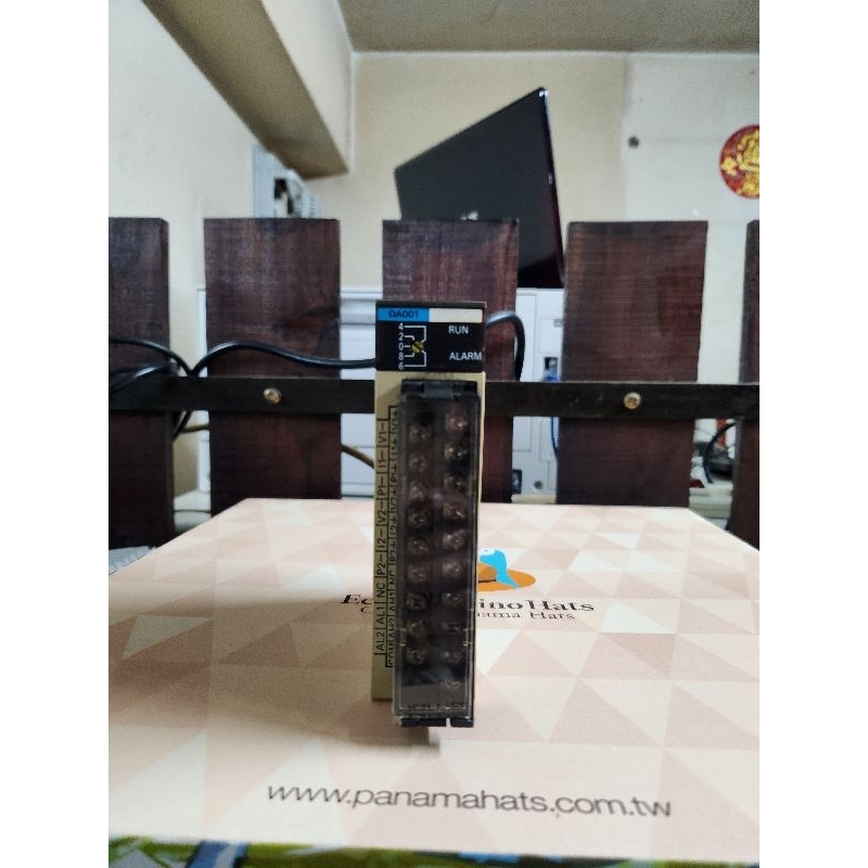 歐姆龍OMRON C200H-DA001 D/A UNIT PLC | 蝦皮購物