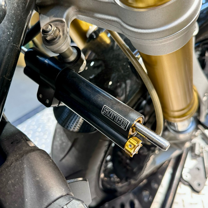 【OuiOui】預購 OHLINS 歐老師 BMW R nineT 專用防甩頭 R9T全車系直上 瑞典避震器之王 | 蝦皮購物
