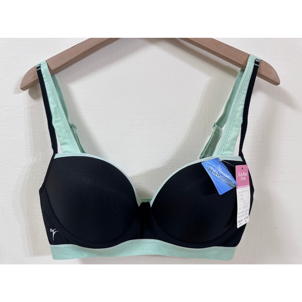 華歌爾 冰涼紗 無鋼圈內衣 運動內衣 D75 C75 D80 黑色 綠色 | 蝦皮購物