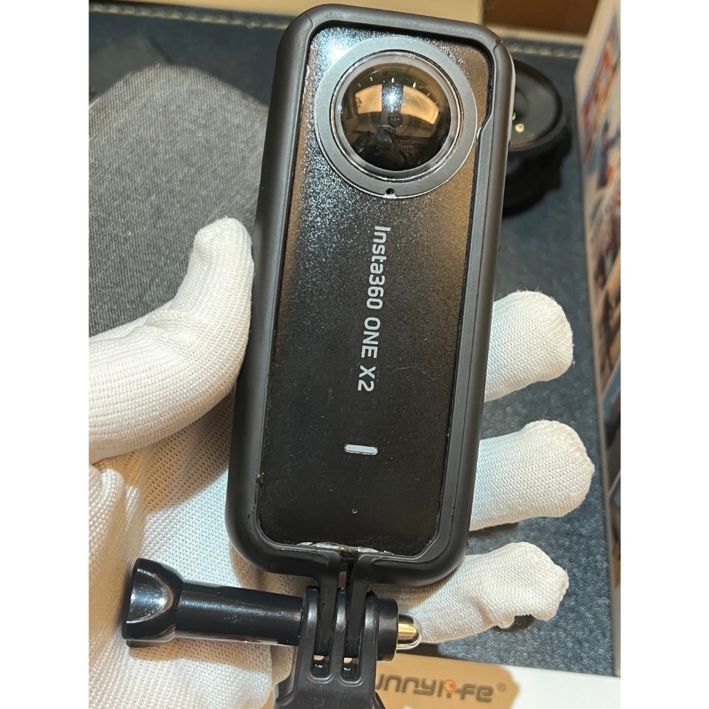 【實拍】Insta360 One X2 二手 口袋全景防震相機 保固內 如新 機子有包膜 360x2 360 x2 相機 | 蝦皮購物