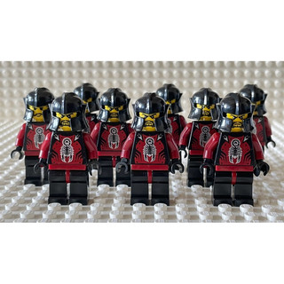 LEGO樂高 二手 絕版 城堡系列 8875 黑蠍國 士兵 鬍子兵 反派 戰士（隨機附贈配件） | 蝦皮購物