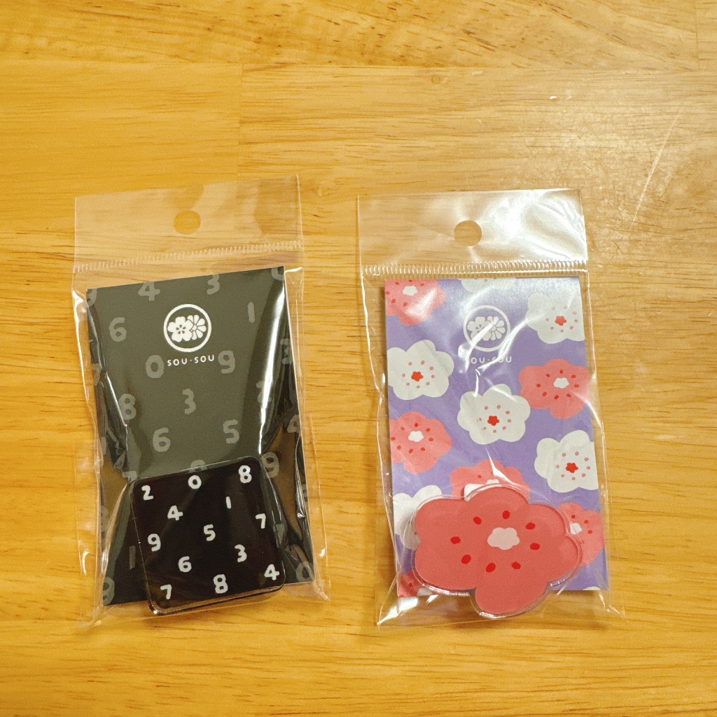 SOU SOU PHP 研究所 十數 黑 粉色 微笑 壓克力夾 夾子 文具 | 蝦皮購物