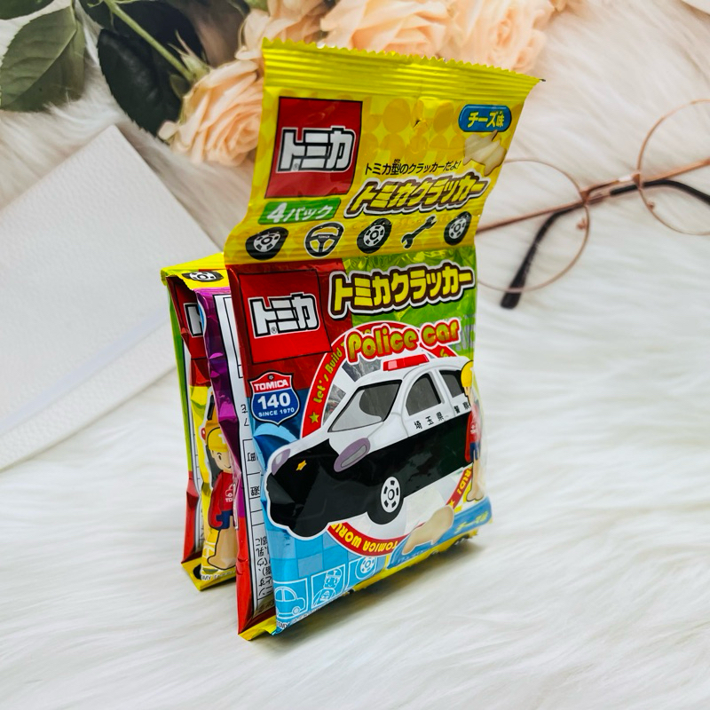 日本 TOMICA 多美 四連餅 汽車造型起司餅 串串包 56g | 蝦皮購物
