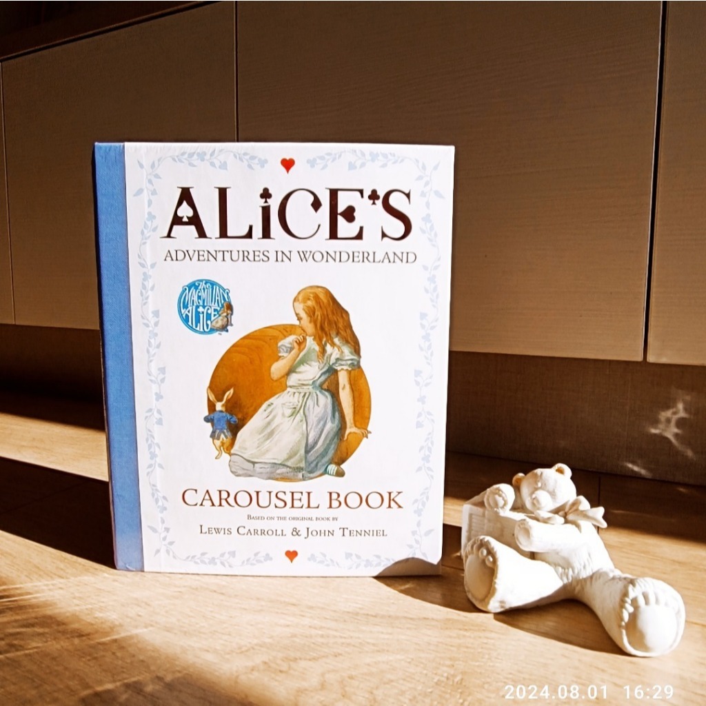 現貨旋轉木馬英文立體書Alice's Adventures in Wonderland Carousel Book缺書店 | 蝦皮購物