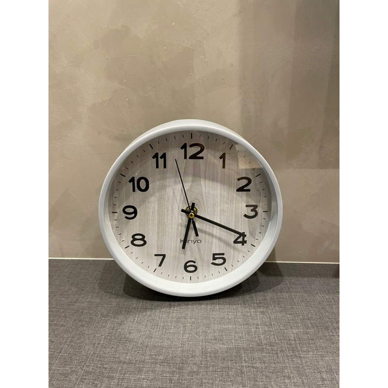 二手 KINYO CL-153 文青風木紋掛鐘 灰色 時鐘 掛鐘 超靜音 無滴答聲 桌掛兩用 北歐風 客廳 辦公室 | 蝦皮購物