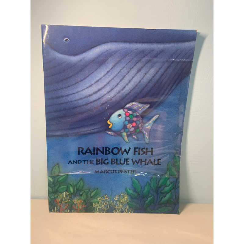 【刺蝟二手書店】英文原文繪本《RAINBOW FISH AND THE BIG BLUE WHALE 》 | 蝦皮購物