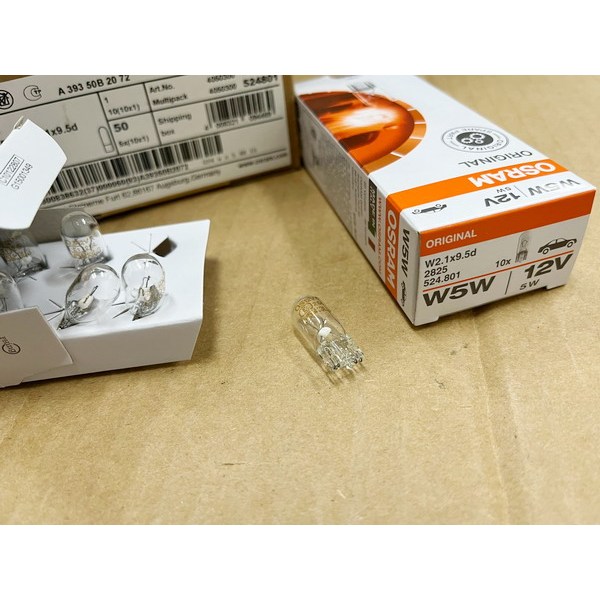 OSRAM 燈泡 T10 12V 5W 炸彈燈泡 歐斯朗 T10 燈泡 | 蝦皮購物