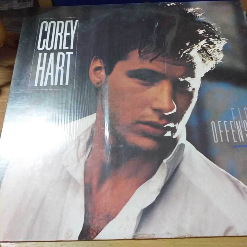柯瑞哈特COREY HART-FIRST OFFENSE黑膠唱片收SUNGLASSES AT NIGHT金曲台版頗新美片 | 蝦皮購物
