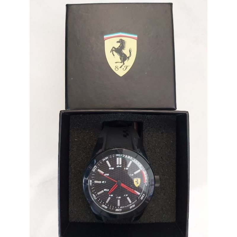 法拉利車隊手錶 0830301 黑色樹脂碳纖維外觀Scuderia Ferrari Redrev Watch Black | 蝦皮購物