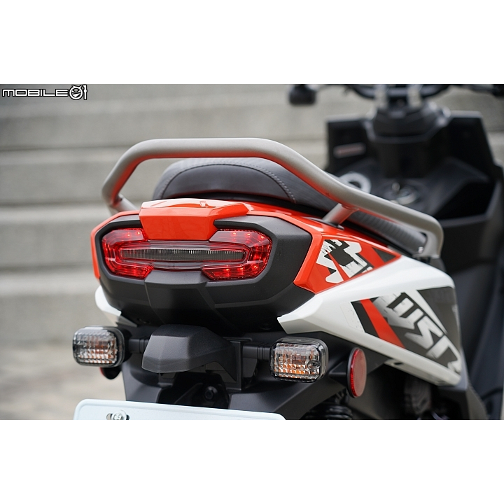 【瘋猿二輪】🔥現貨🔥BWSR 大BR 雙碟 尾翼 後架 後扶手 YAMAHA原廠公司貨 | 蝦皮購物