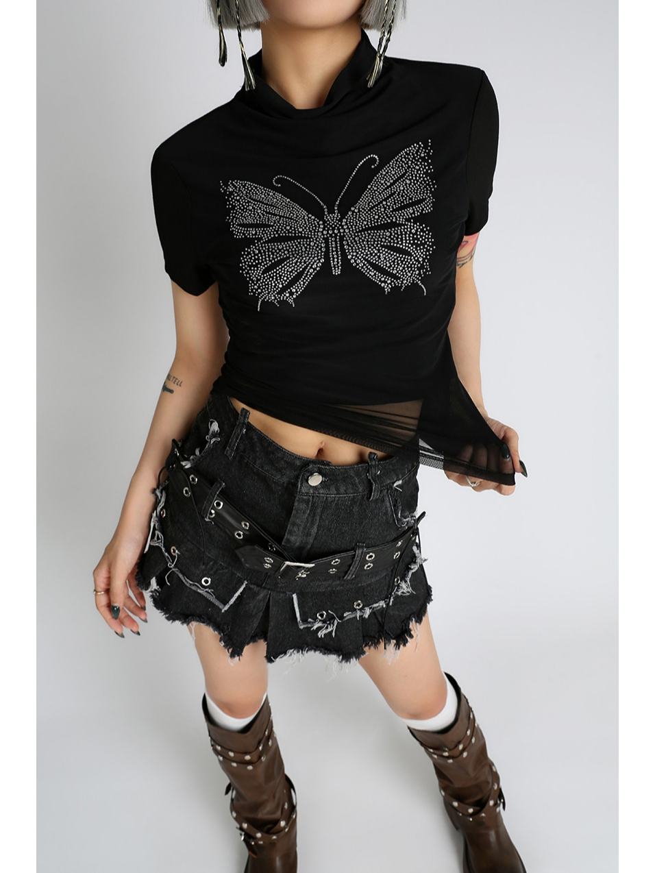 VII 高領網紗蝴蝶結水鑽T 歐美 修飾 Y3K Y2K 復古 Jennie 高領短袖 緊身 辣妹【V091808】 | 蝦皮購物