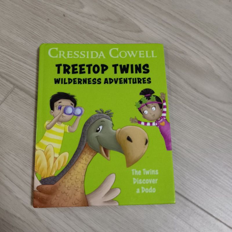 CRESSIDA COWELL TREETOP TWINS WILDERNESS ADVENTURES 麥當勞中英繪本 | 蝦皮購物