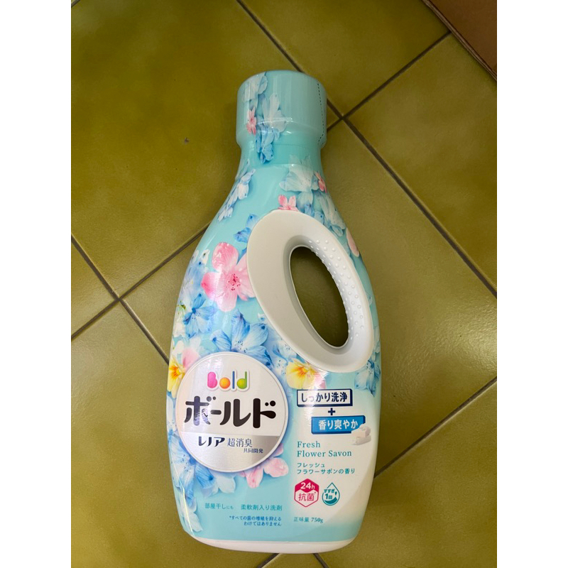 「現貨 秒殺破盤價68元」日本P&G ARIEL 超濃縮洗衣精 抗菌720g(藍) 室內晾衣690g(綠) 日本境內款 | 蝦皮購物