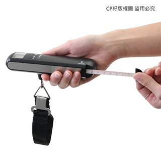 ☆CP籽☆日本dretec 高階款攜帶式免電池兩用行李秤 可量尺寸/秤重 旅行電子秤 手提秤 LS-108 黑色 | 蝦皮購物