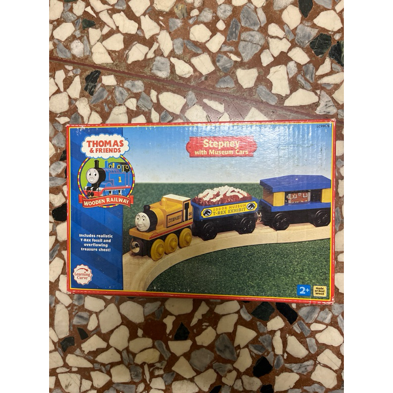 Peggy6693玩具商舖～湯瑪士原木系列Stepney with museum Cars~特價中 | 蝦皮購物
