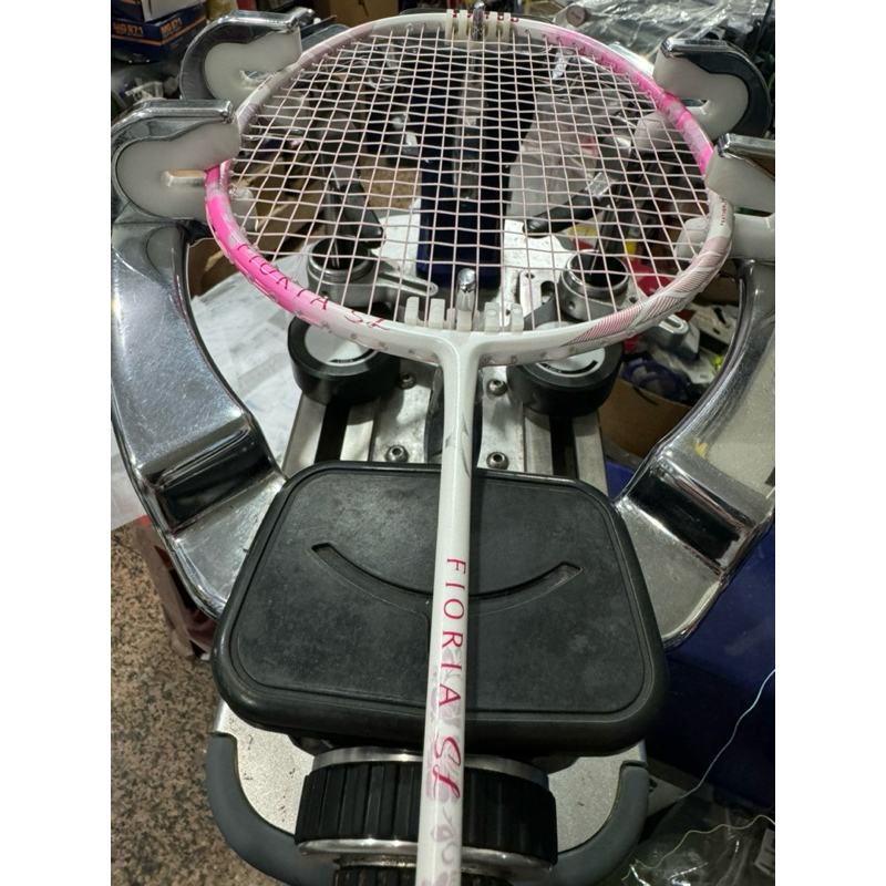 （羽球世家）美津濃 Mizuno Floria SL 超輕六角破風框 7U 羽球拍 靈活輕巧 女生孩童 好上手 | 蝦皮購物