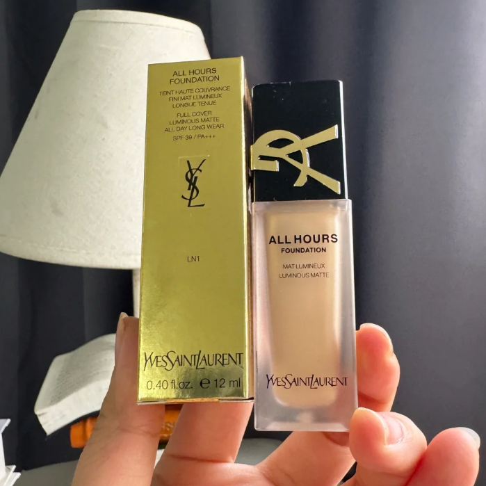 正品小樣 便攜裝 YSL 聖羅蘭 新款浮雕 恆久粉底液12ml LC1 LC2 LN1 持妝霧面 小樣分享裝 試用款 | 蝦皮購物