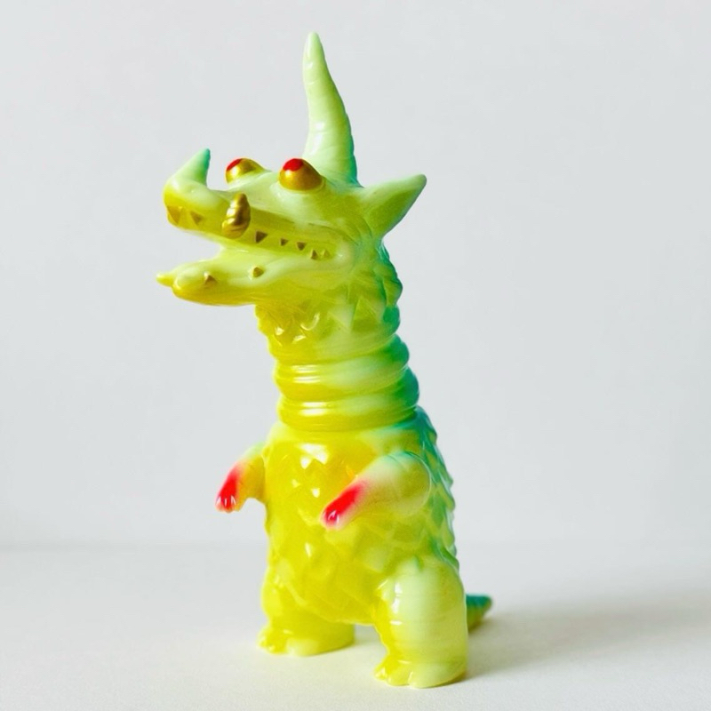 ガーガメル｜𝗚𝗔𝗥𝗚𝗔𝗠𝗘𝗟 𝗠𝗜𝗡𝗜 𝗗𝗥𝗔𝗚𝗔𝗠𝗘𝗟 𝗧𝗜𝗠 𝗕𝗜𝗦𝗞𝗨𝗣 提姆·畢斯卡普 蓄光 怪獸 軟膠玩具 | 蝦皮購物