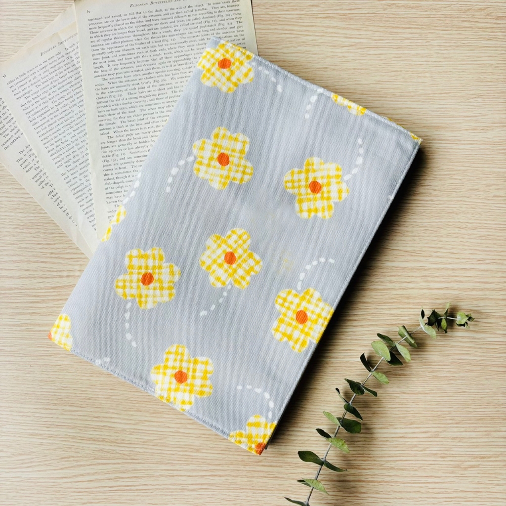 【一期一會】格紋花朵(共四色) 手作可調式書衣 A5 25K B6 32K A6 50K 手帳 手札 書衣 書套 布書衣 | 蝦皮購物