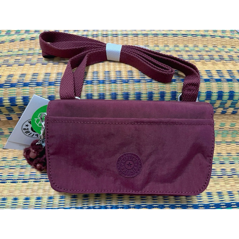 Kipling 微醺深酒紅小巧側肩隨身包-AVERILL | 蝦皮購物